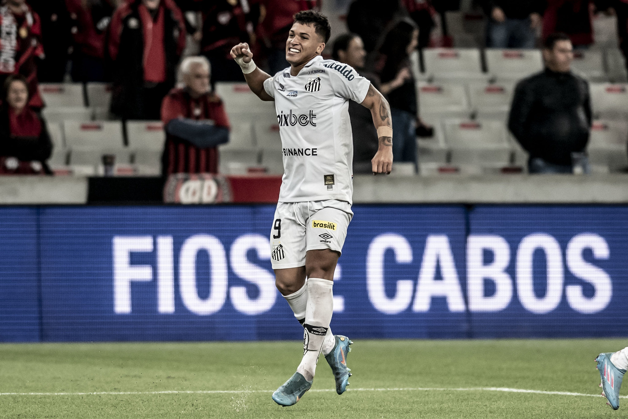 Marcos Leonardo vê final para Santos FC contra o Athletico-PR ...