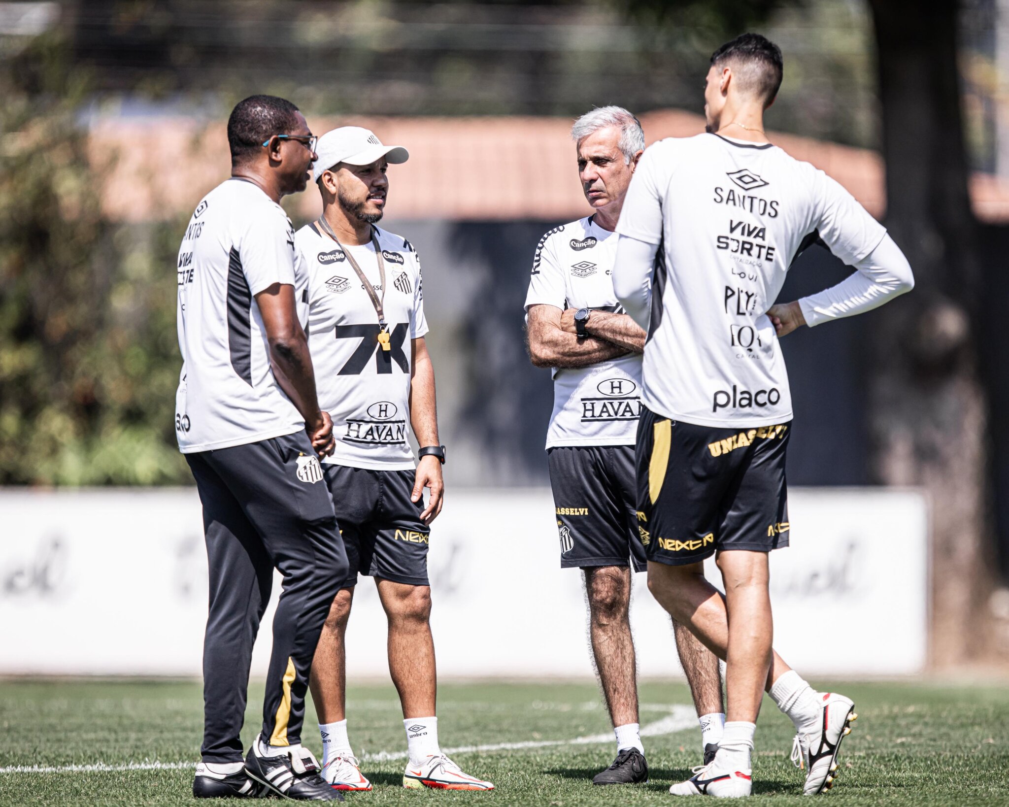Santos FC faz reestruturação no Departamento de Futebol Profissional e ...